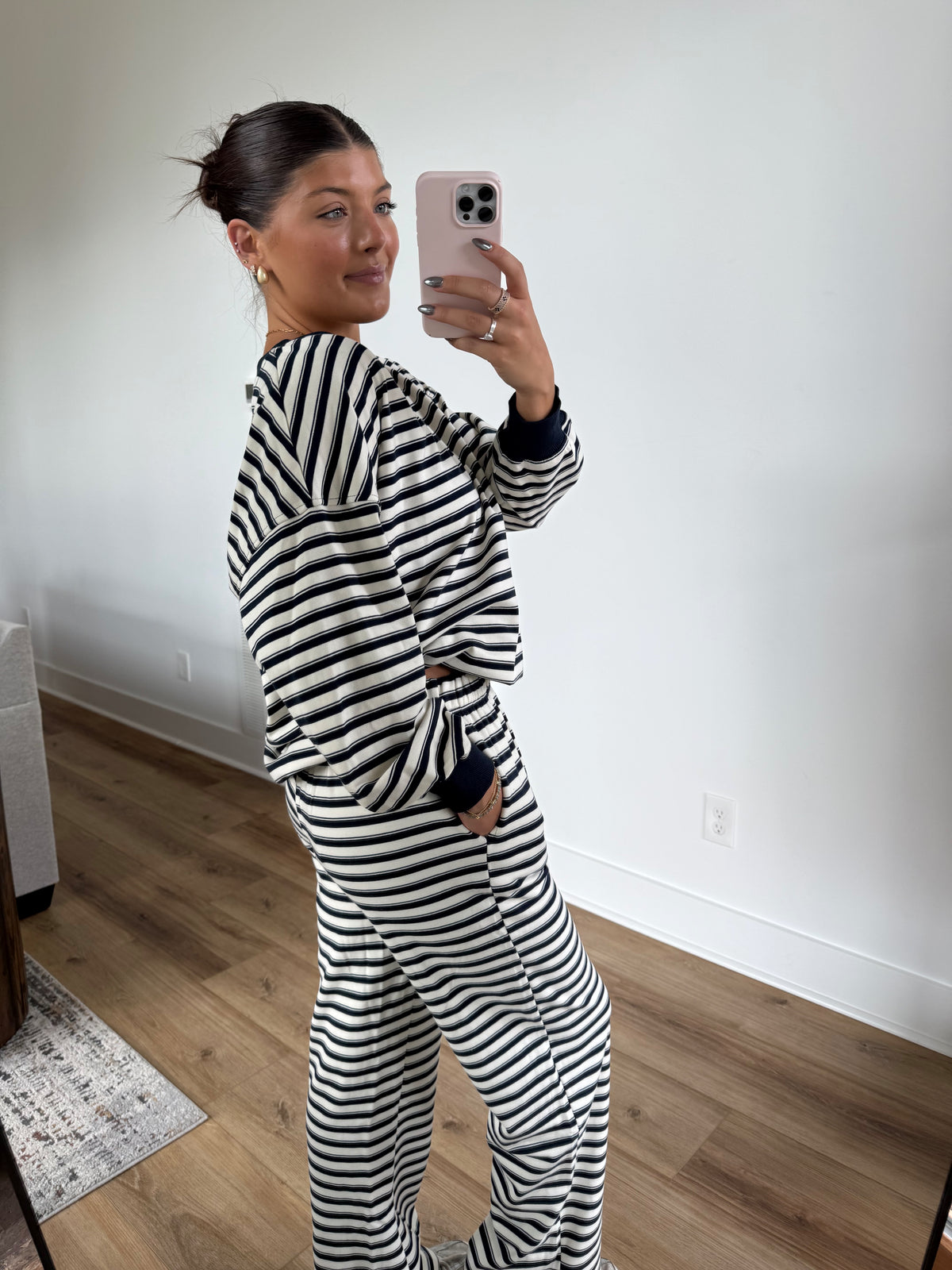 The Clean Line Set (Navy) – Shop The Muse