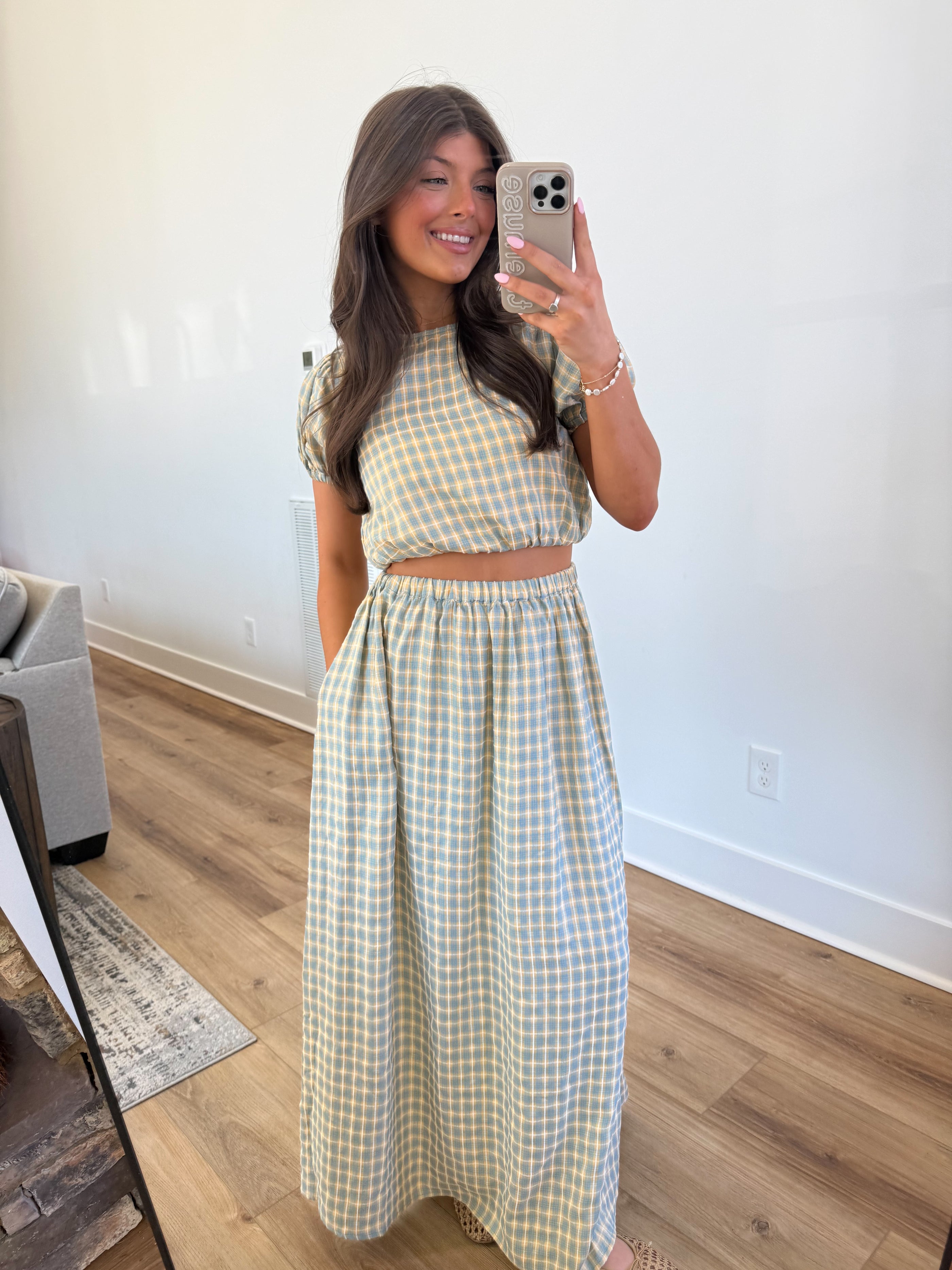 Pops of Color – Shop The Muse